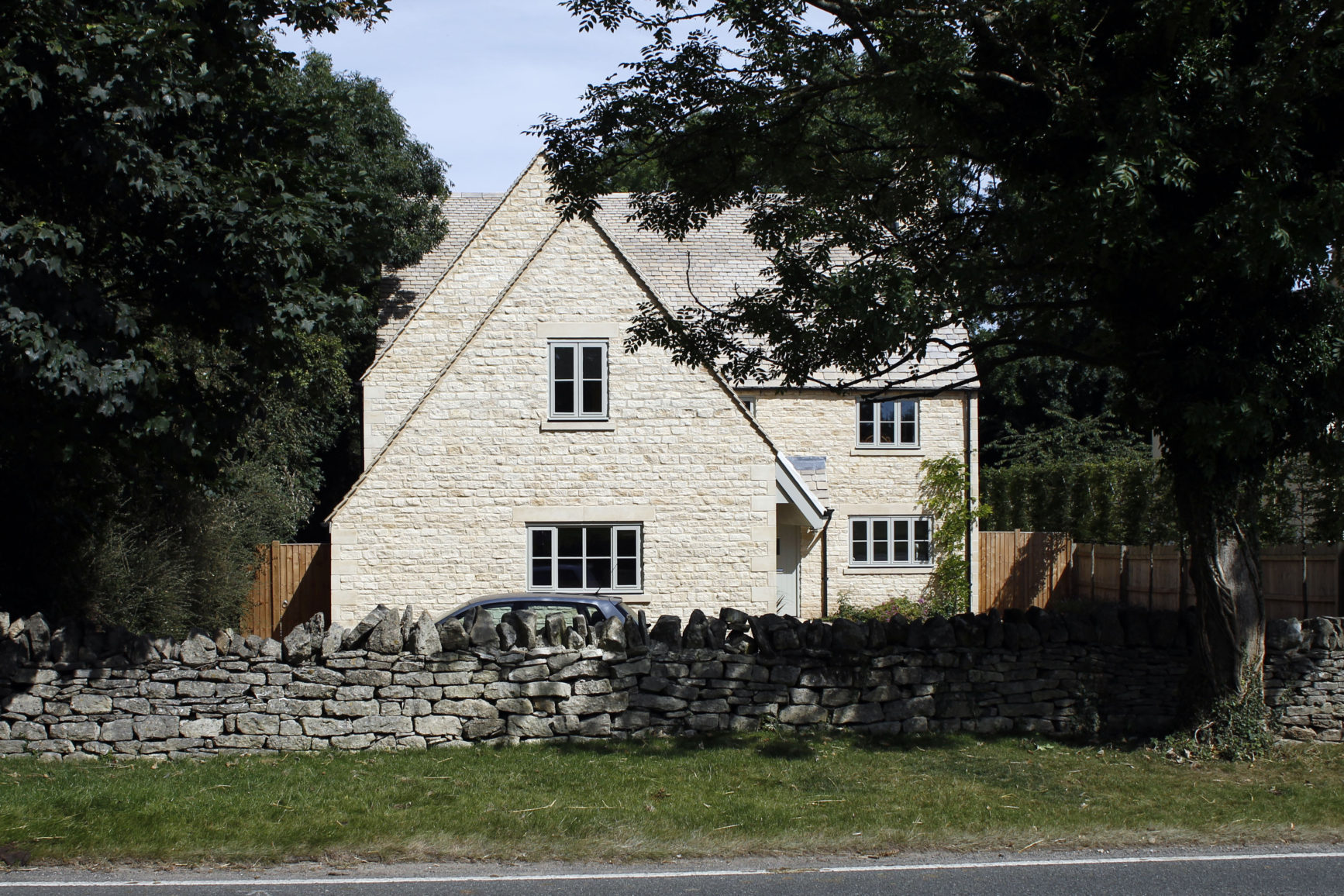 NEW BUILD HOUSE - Mark MacDonnell